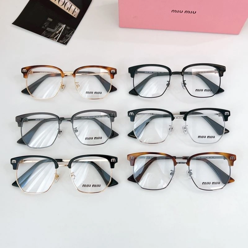 Top mirror Miu Miu Sunglasses