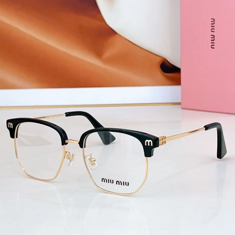 Top mirror Miu Miu Sunglasses
