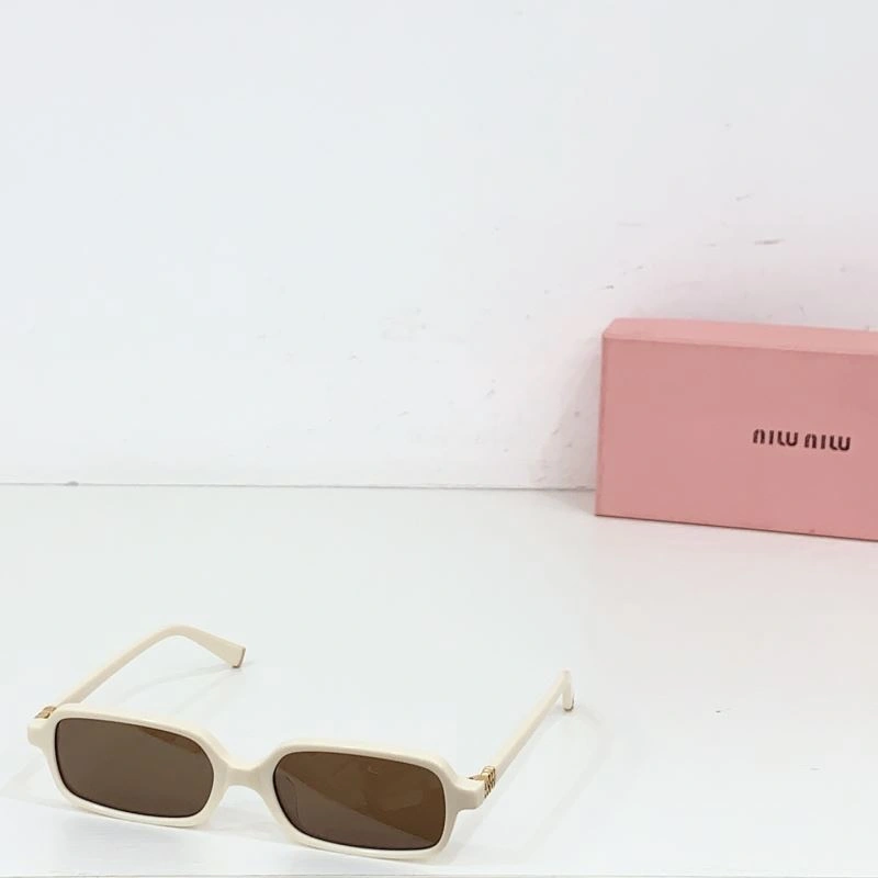 Top mirror Miu Miu Sunglasses