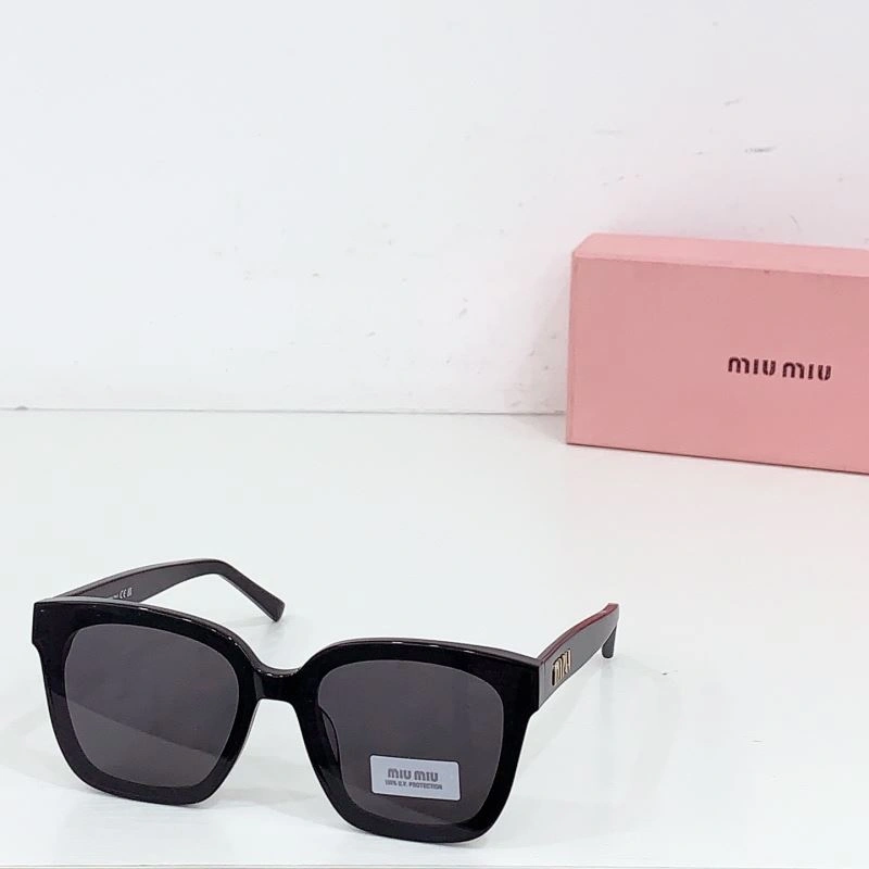 High fidelity Miu Miu Sunglasses