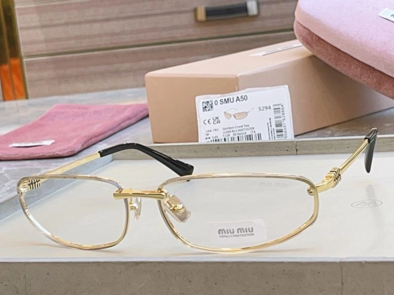 Top mirror Miu Miu Sunglasses