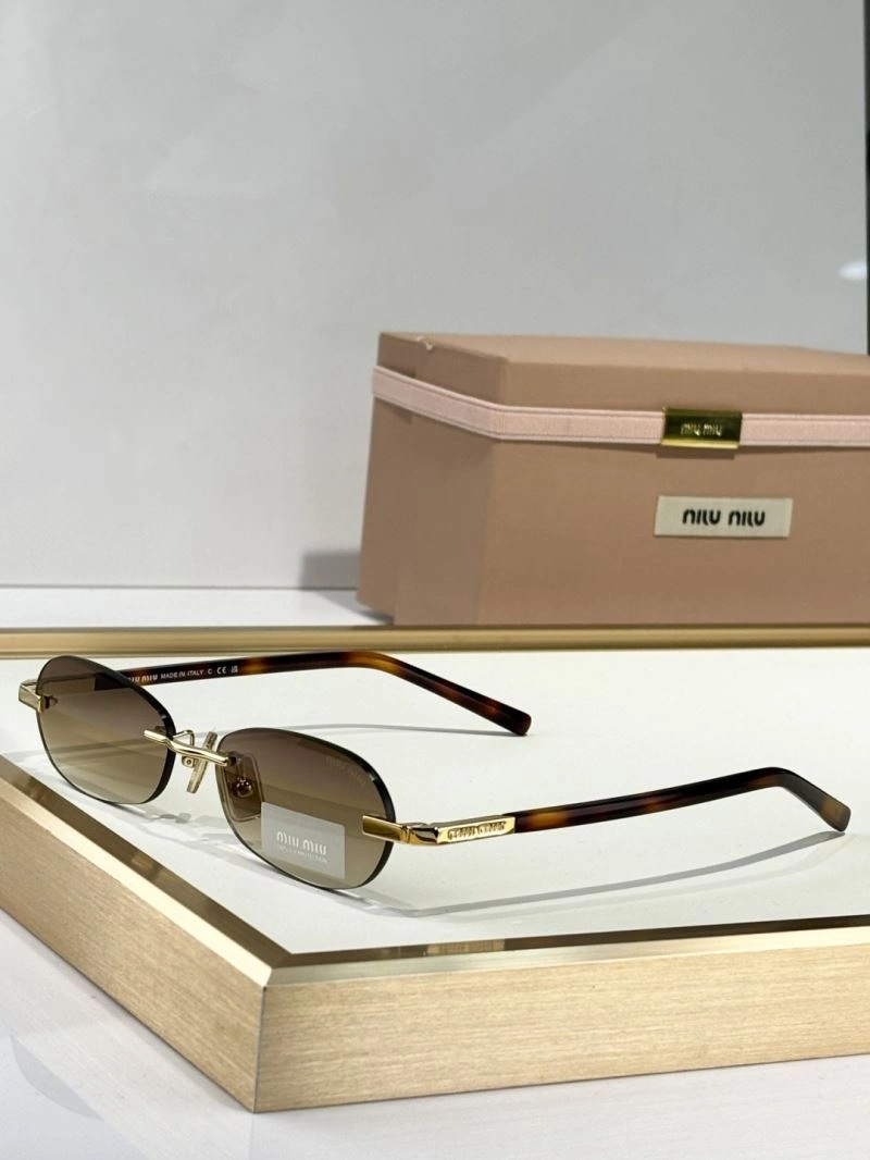 Exact replica Miu Miu Sunglasses