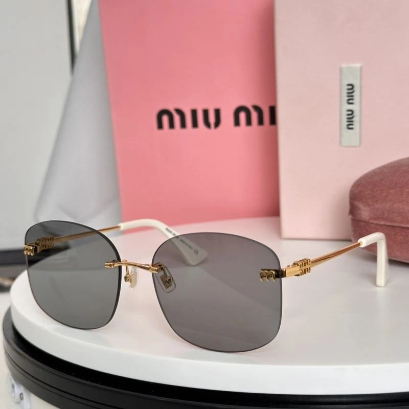 Bargain Miu Miu Sunglasses
