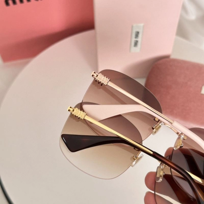 Bargain Miu Miu Sunglasses