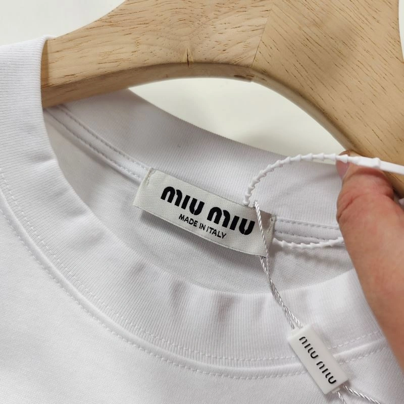 Bargain Miu Miu T-Shirts