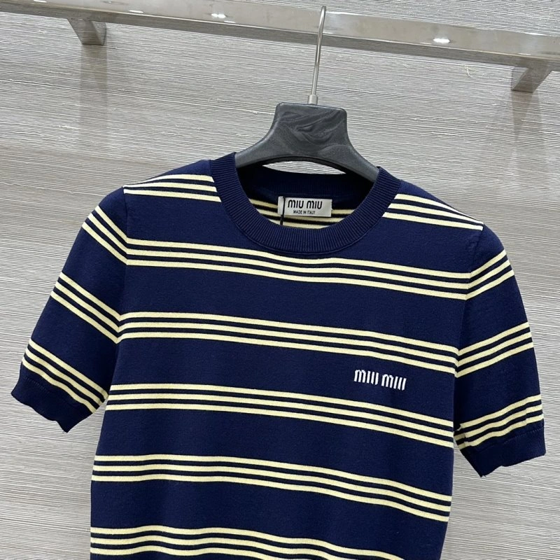 Bargain Miu Miu T-Shirts