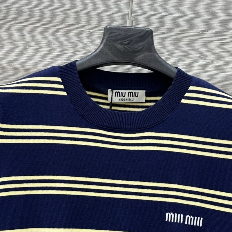 Bargain Miu Miu T-Shirts