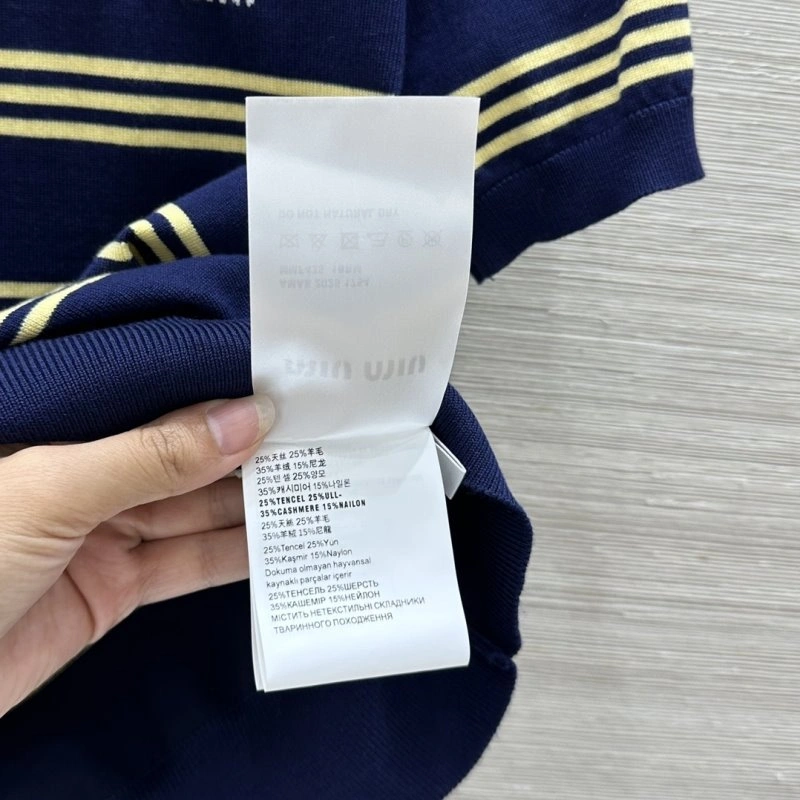 Bargain Miu Miu T-Shirts