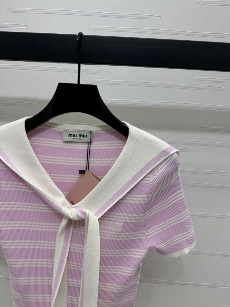 Bargain Miu Miu T-Shirts