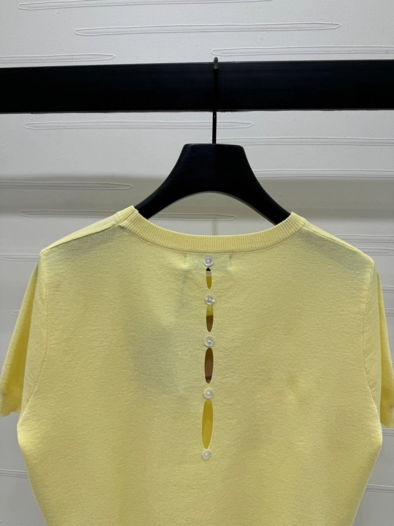 Bargain Miu Miu T-Shirts