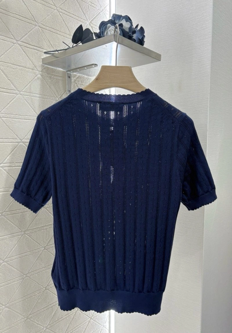 Bargain Miu Miu T-Shirts