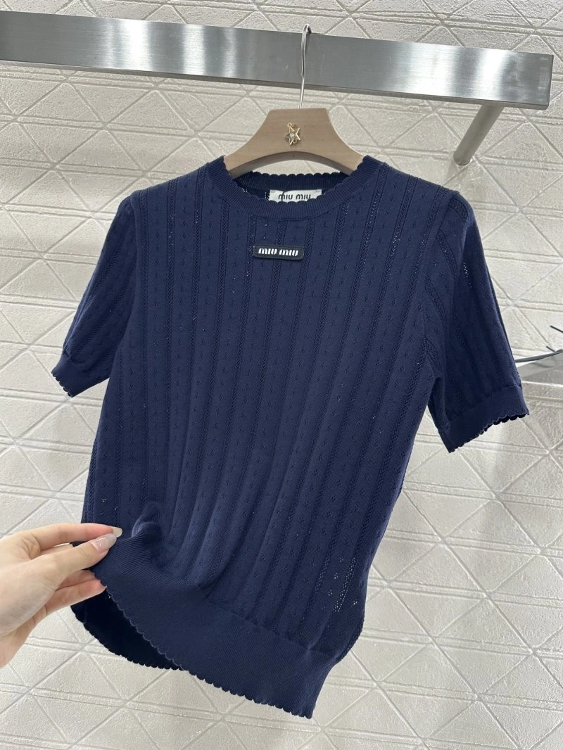 Bargain Miu Miu T-Shirts