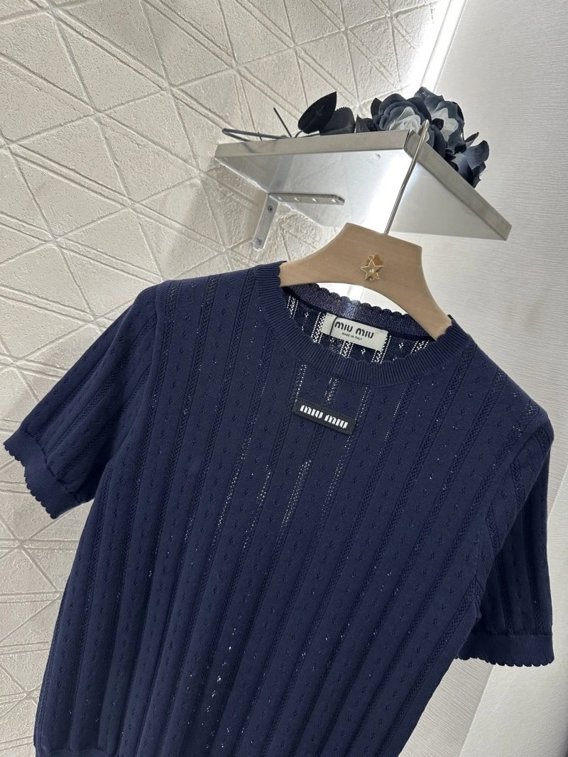 Bargain Miu Miu T-Shirts