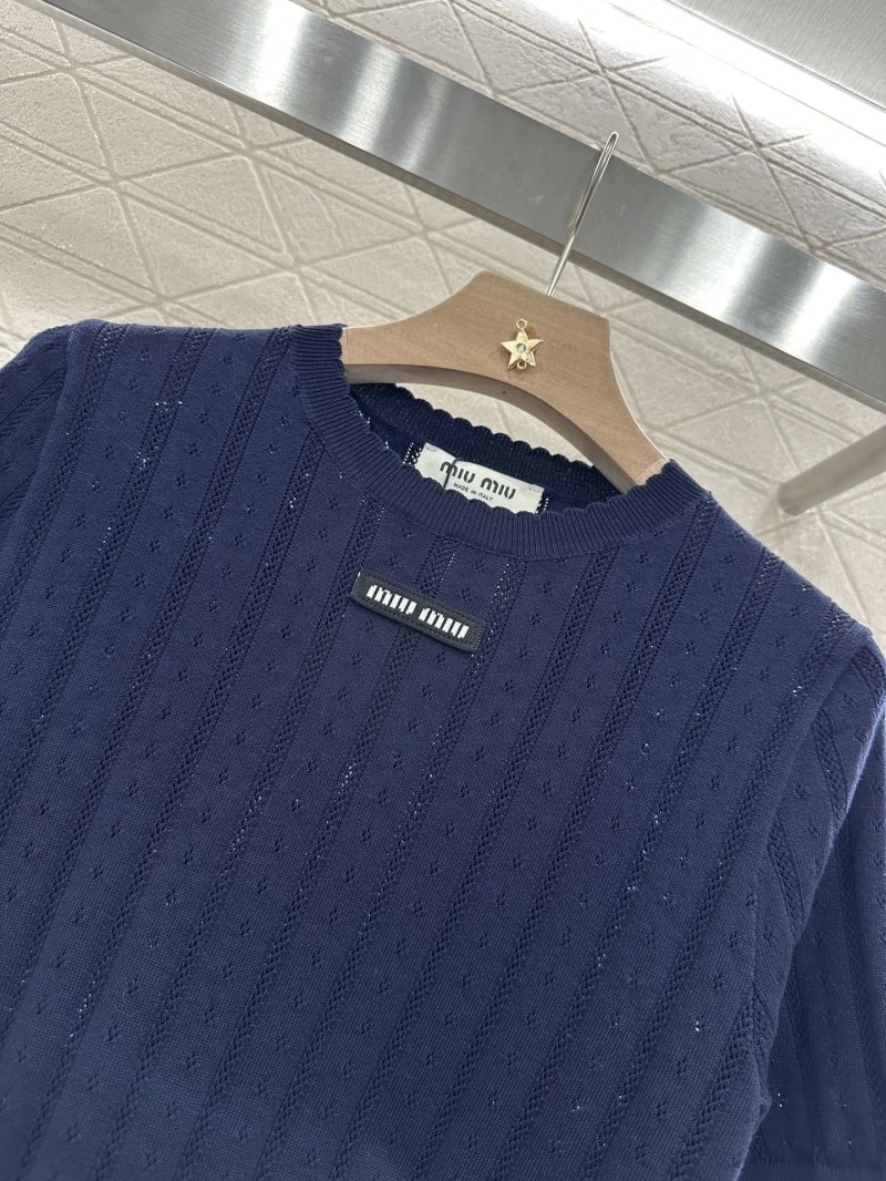 Bargain Miu Miu T-Shirts