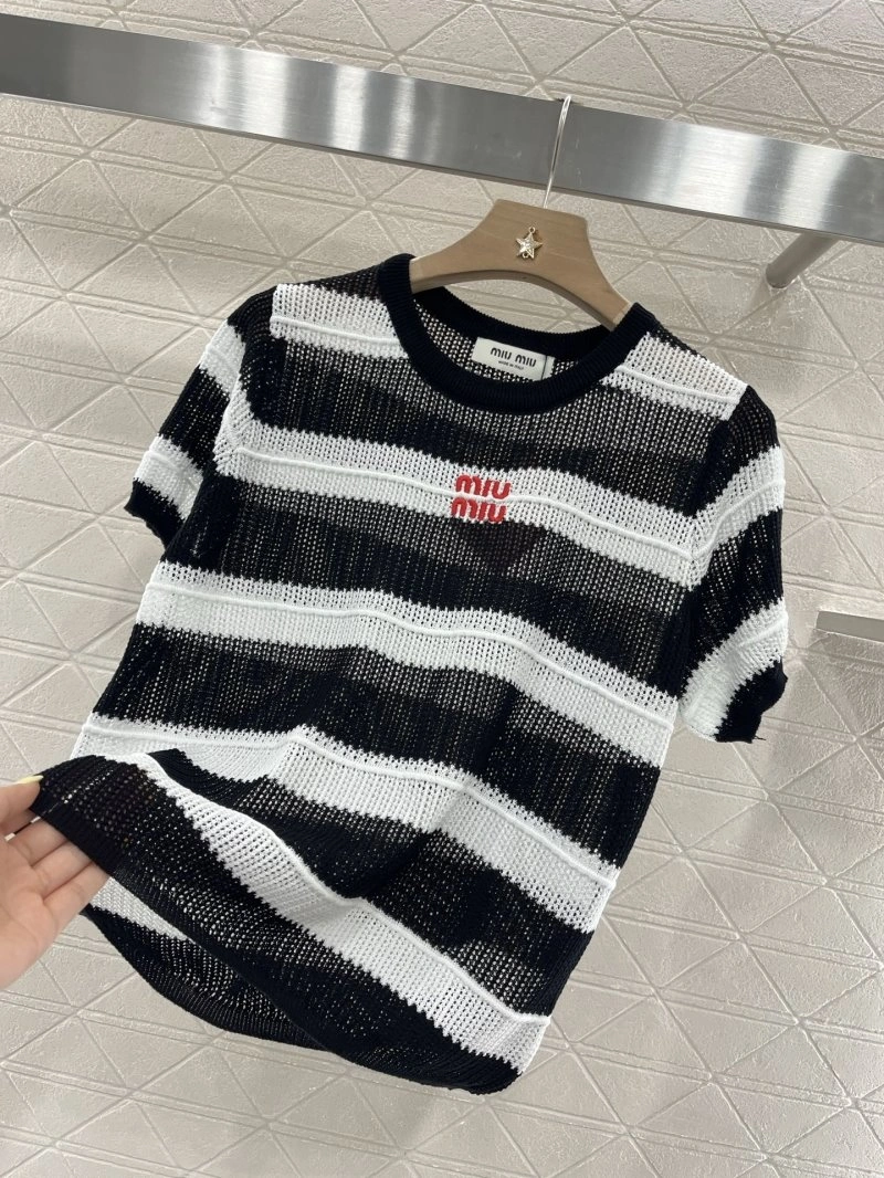 Bargain Miu Miu T-Shirts