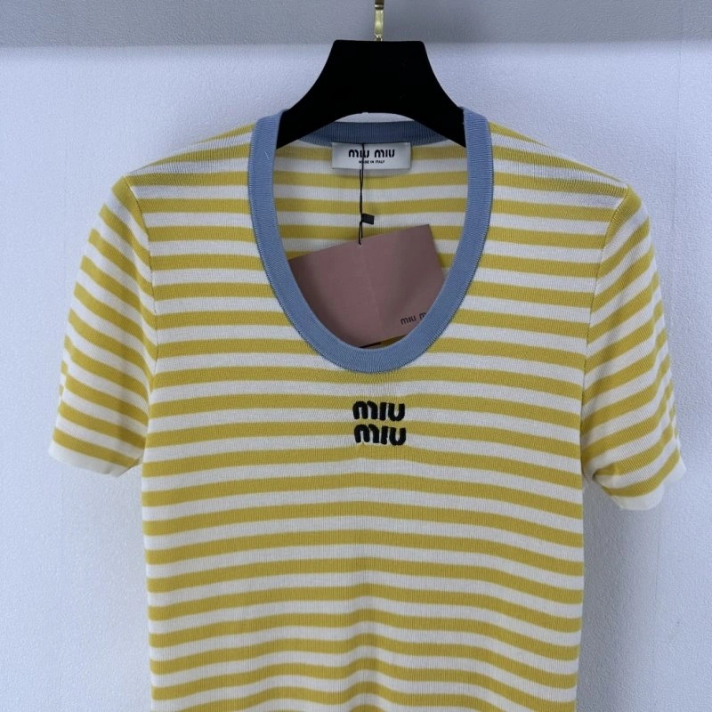 Bargain Miu Miu T-Shirts