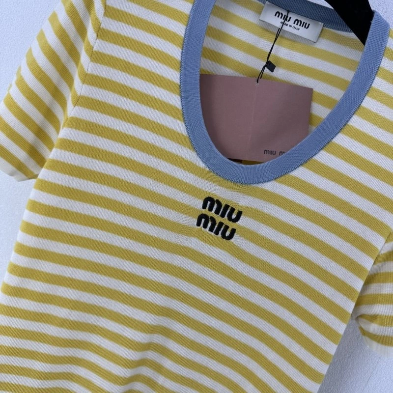 Bargain Miu Miu T-Shirts