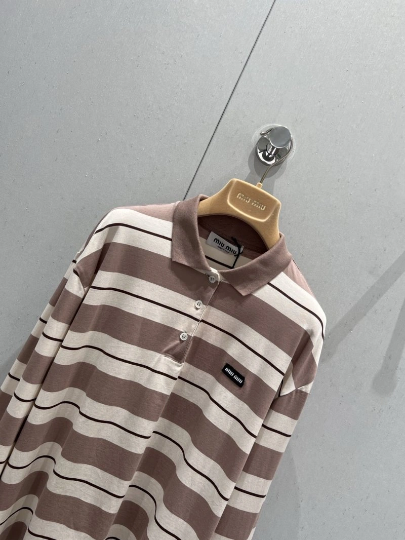 Bargain Miu Miu T-Shirts