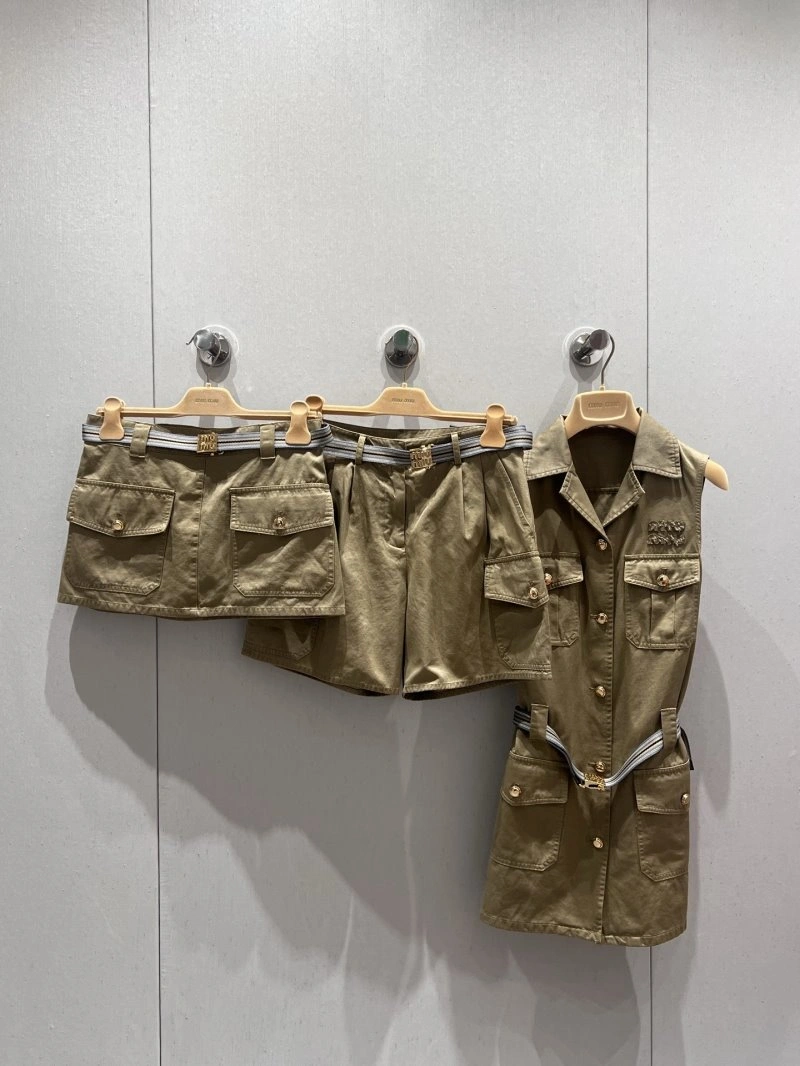 Factory-made Miu Miu T-Shirts