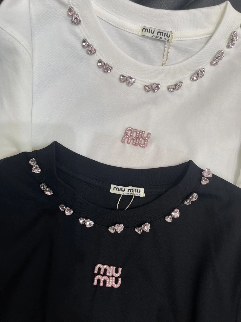 Bargain Miu Miu T-Shirts