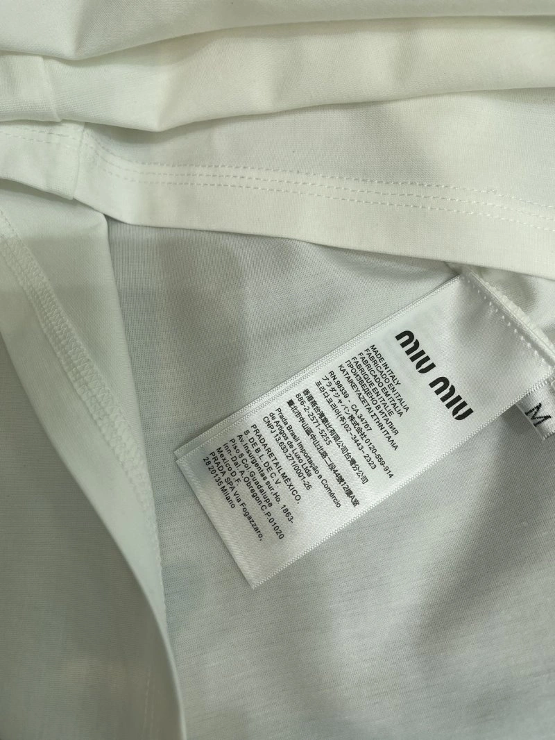 Bargain Miu Miu T-Shirts