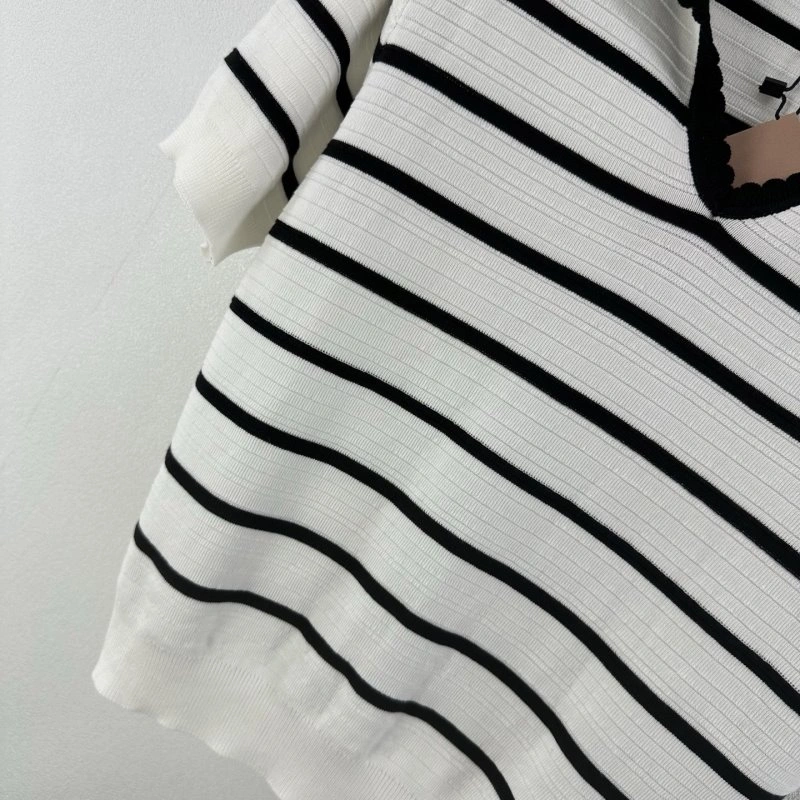 Top match Miu Miu T-Shirts