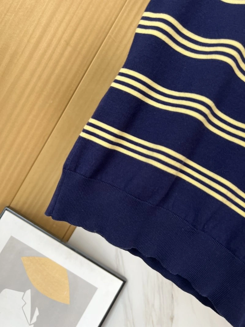 Bargain Miu Miu T-Shirts