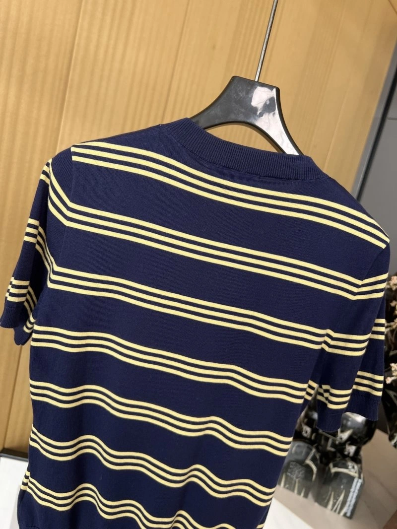 Bargain Miu Miu T-Shirts