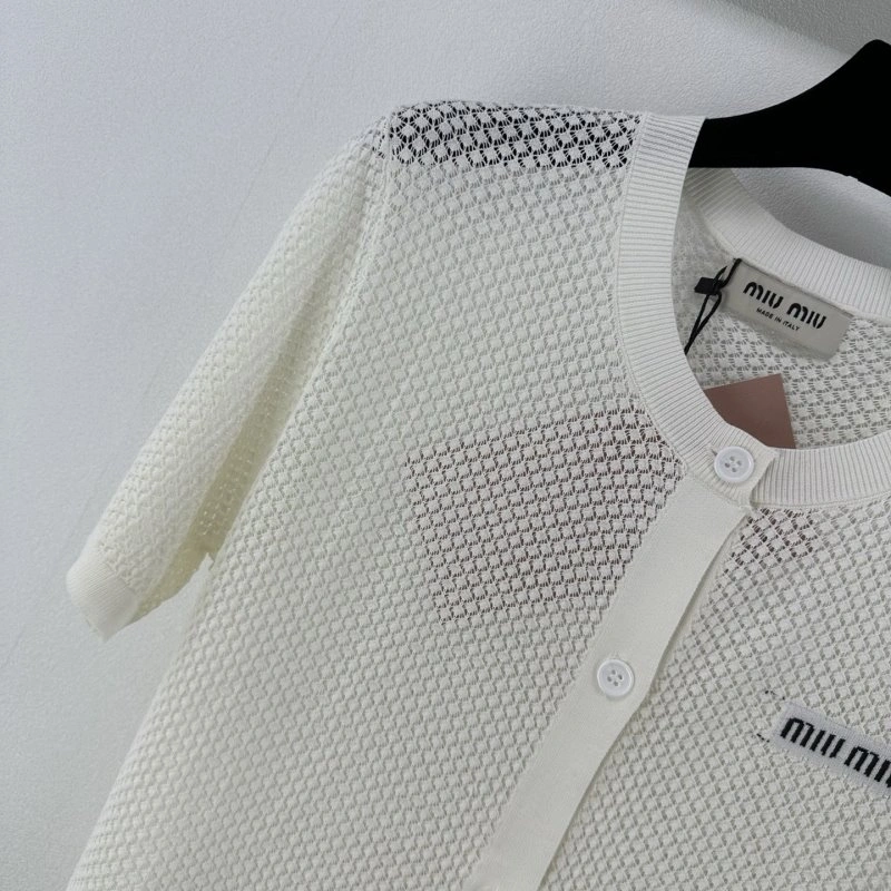 Bargain Miu Miu T-Shirts
