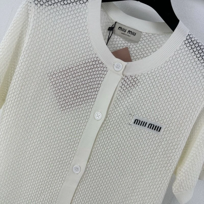 Bargain Miu Miu T-Shirts