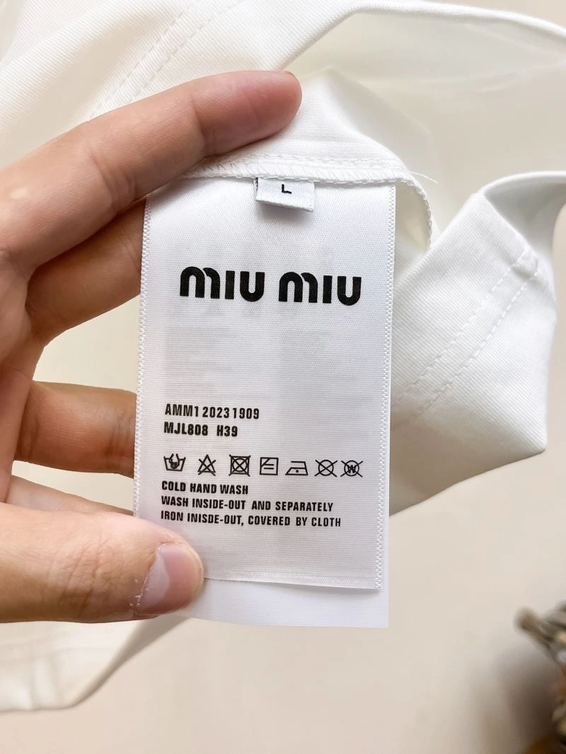 Bargain Miu Miu T-Shirts