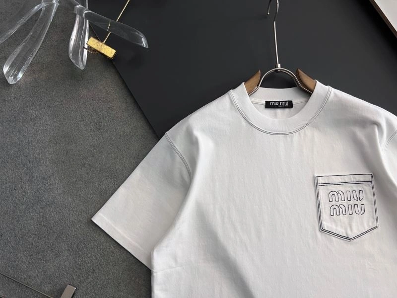 Bargain Miu Miu T-Shirts