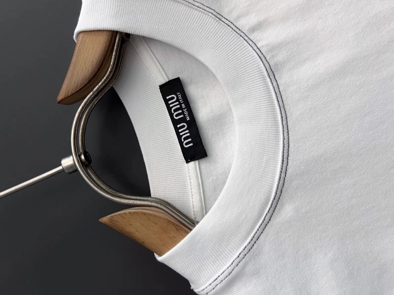 Bargain Miu Miu T-Shirts