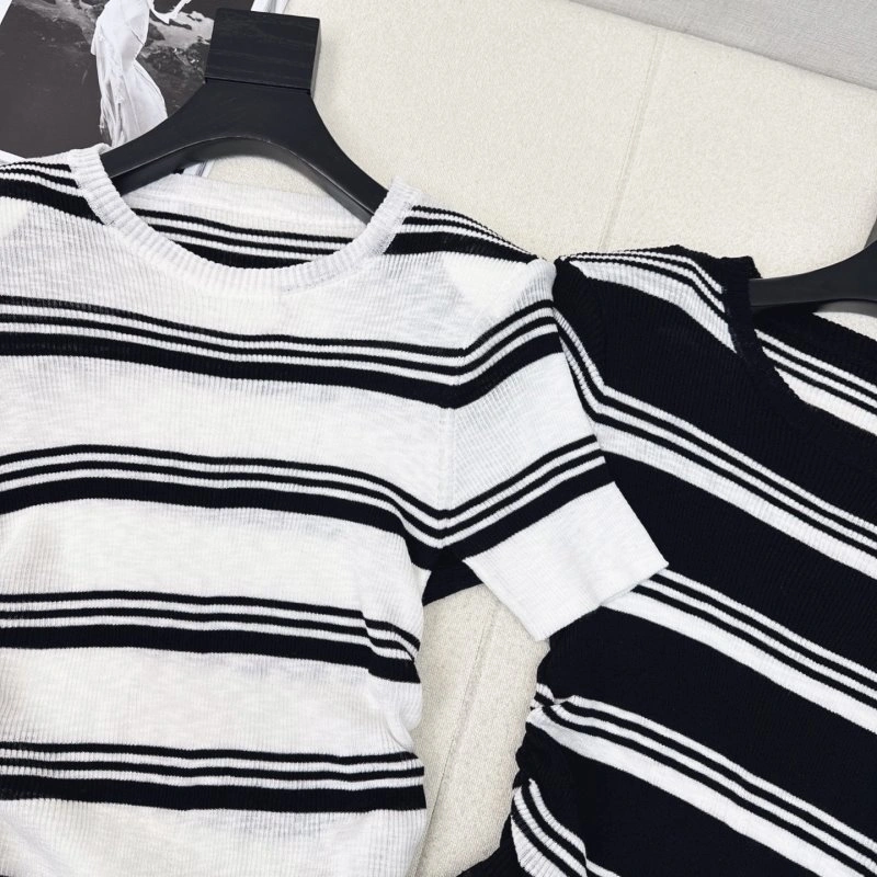Exact replica Miu Miu T-Shirts
