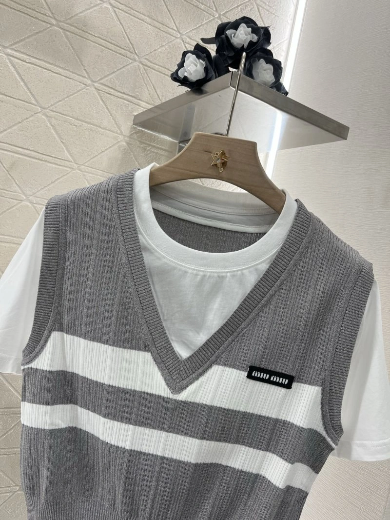 Cut-rate Miu Miu T-Shirts