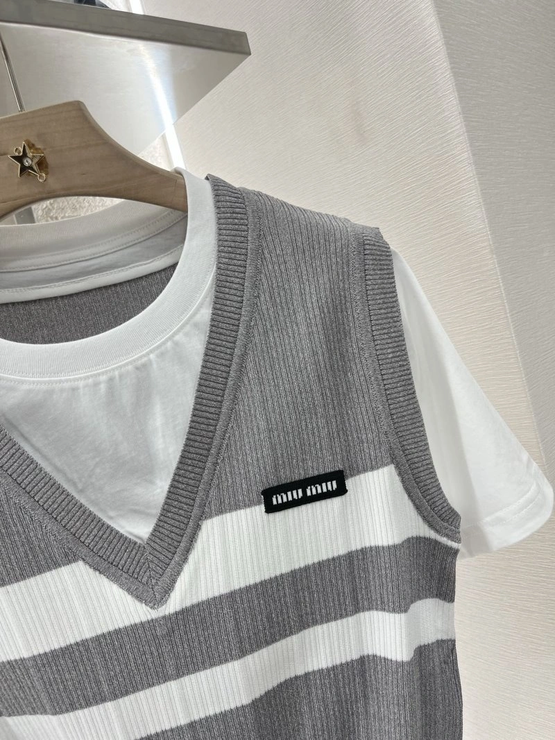 Cut-rate Miu Miu T-Shirts