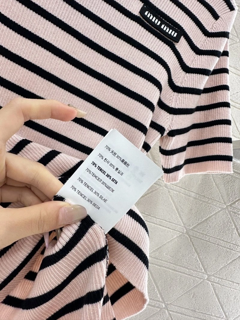 Exact replica Miu Miu T-Shirts