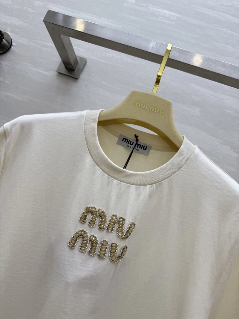 Bargain Miu Miu T-Shirts
