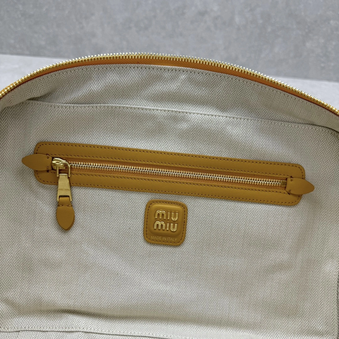 Bargain Miu Miu Top Handle Bags