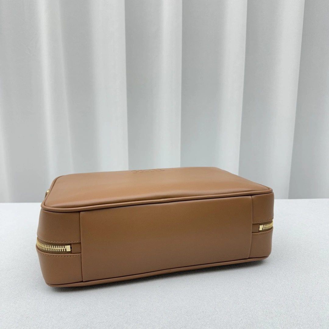 Accurate model Miu Miu Top Handle Bags