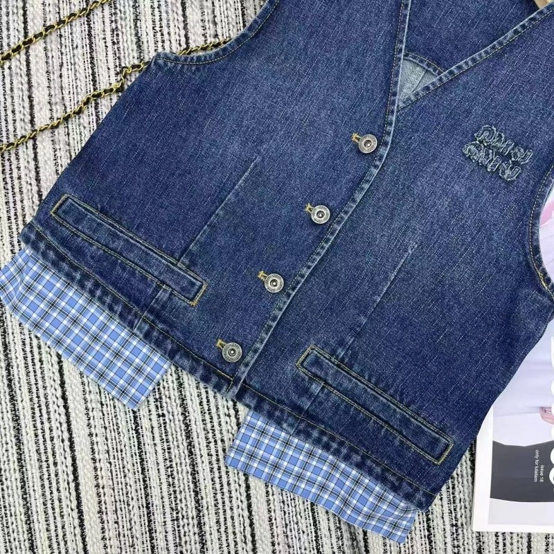 Exact replica Miu Miu Vest