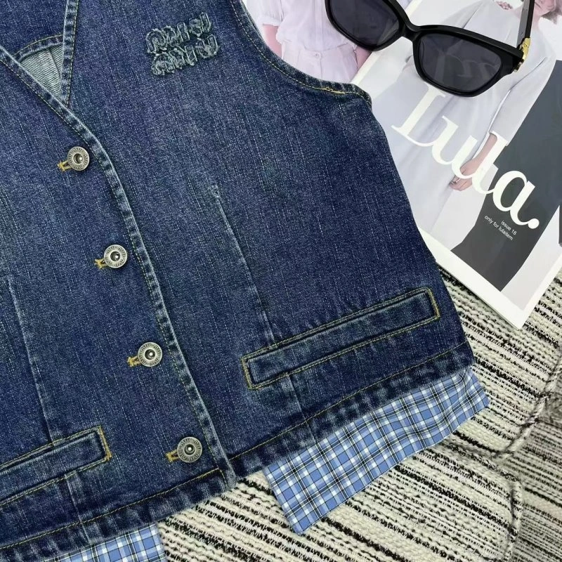 Exact replica Miu Miu Vest