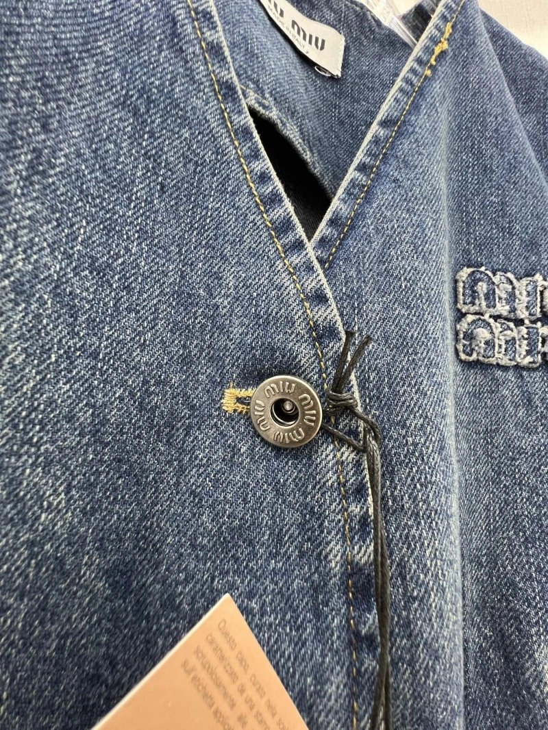 Cut-rate Miu Miu Vest