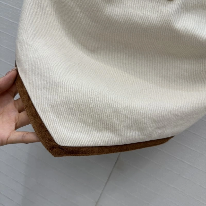 Accurate model Miu Miu Vest