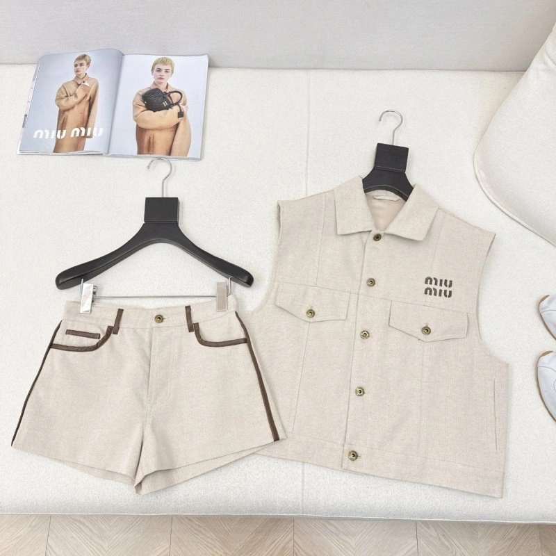 Precise copy Miu Miu Vest