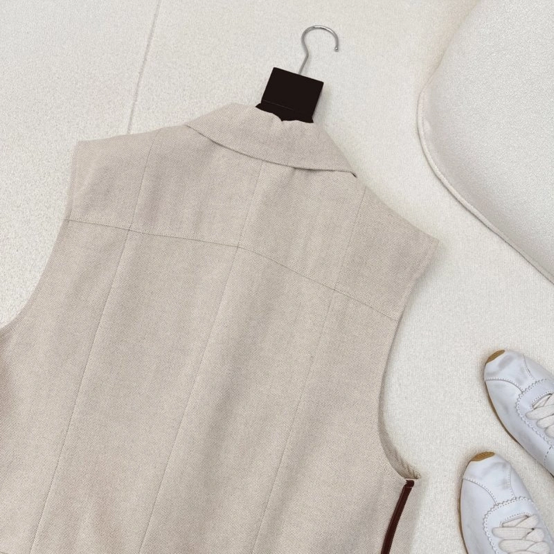 Top match Miu Miu Vest