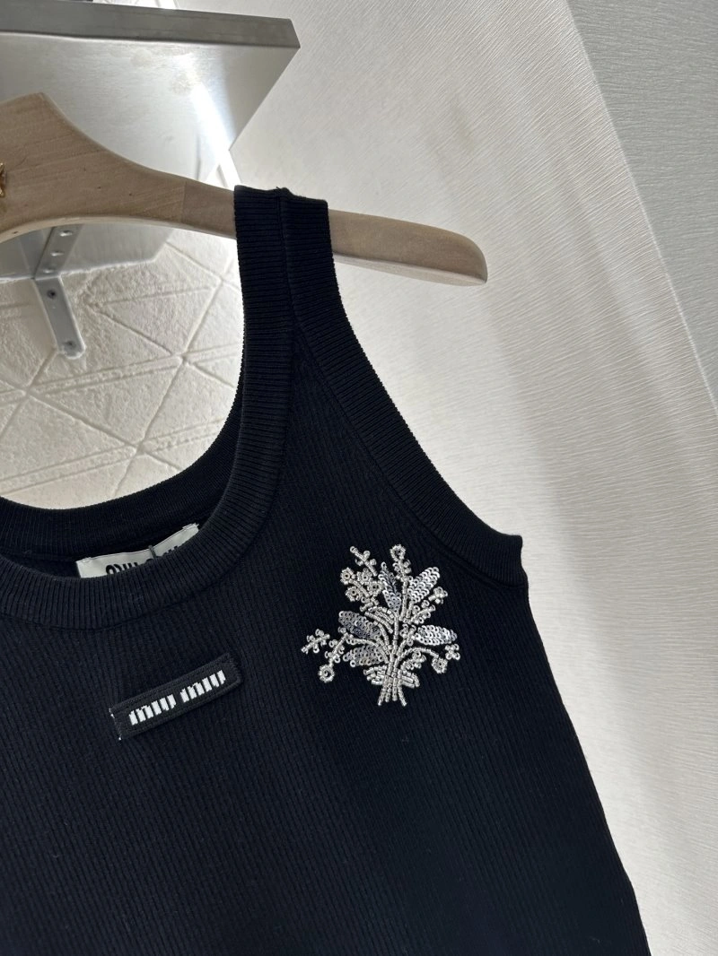 Exact replica Miu Miu Vest
