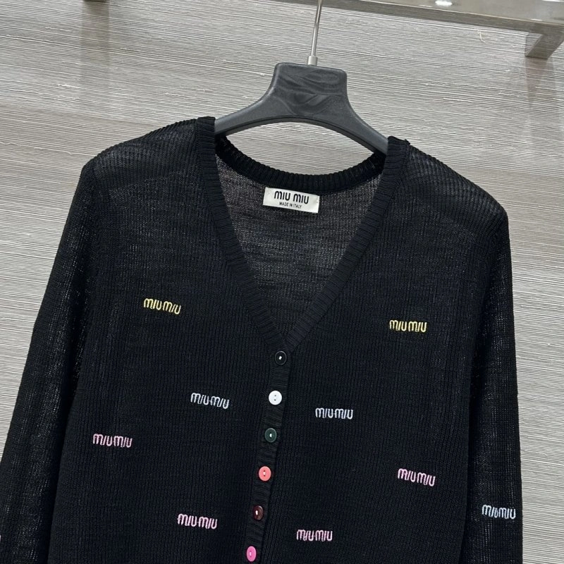 Accurate model Miu Miu Vest