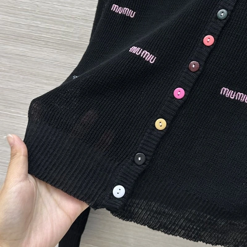 Accurate model Miu Miu Vest