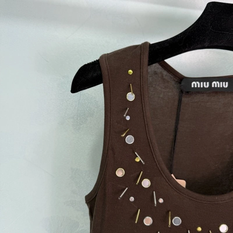 Accurate model Miu Miu Vest